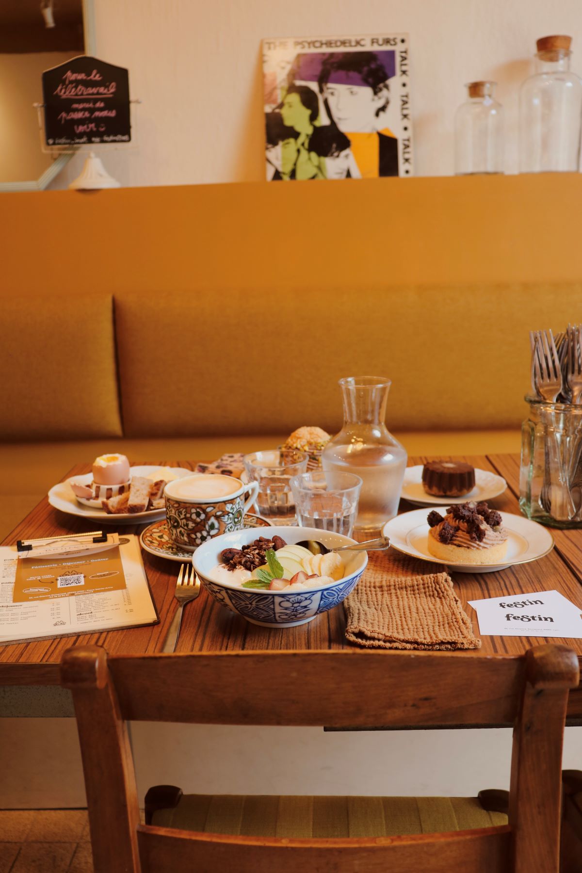 Festin Club, un salon de thé où grignoter et chiner - Grains de sel